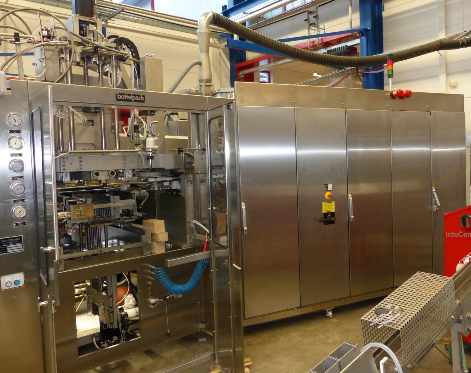 Used Blow-Fill-Seal machines - Rommelag Service